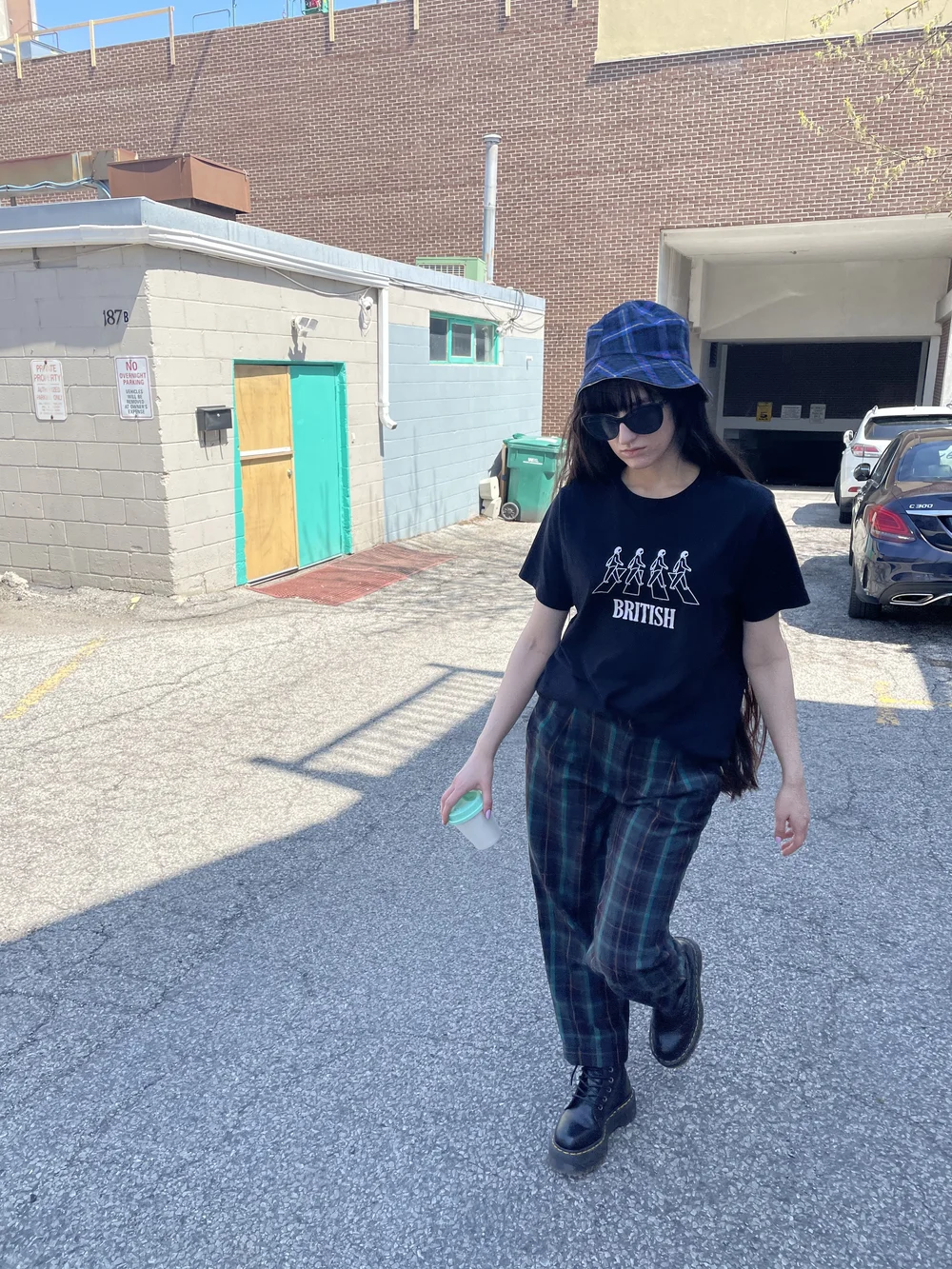 How To Wear 70s Wide-Leg Pants & Trousers (Outfit Inspiration) — Sarah ...