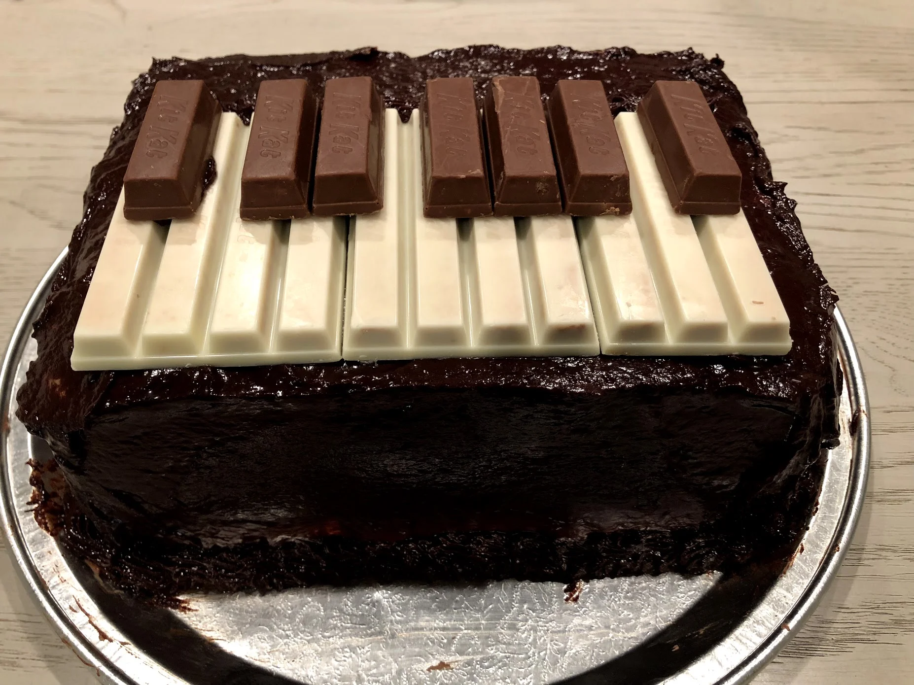 KitKat Piano Cake by Tastemade — Say I'm a Foodie