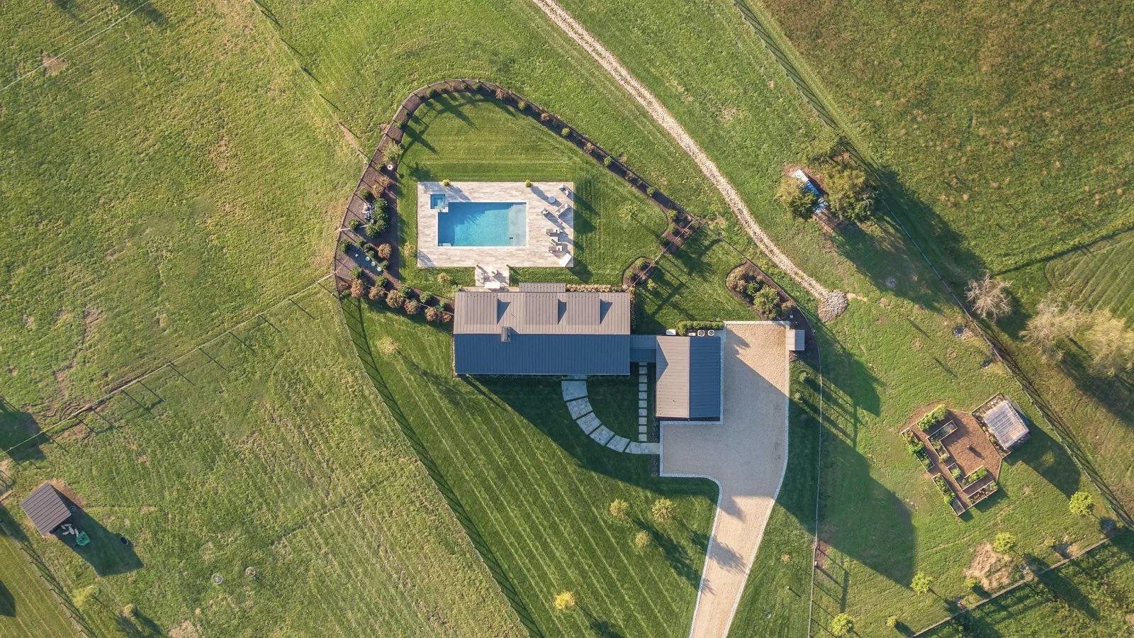 The Homes Collection: Modern Barn House of Crozet, Virginia | The ...