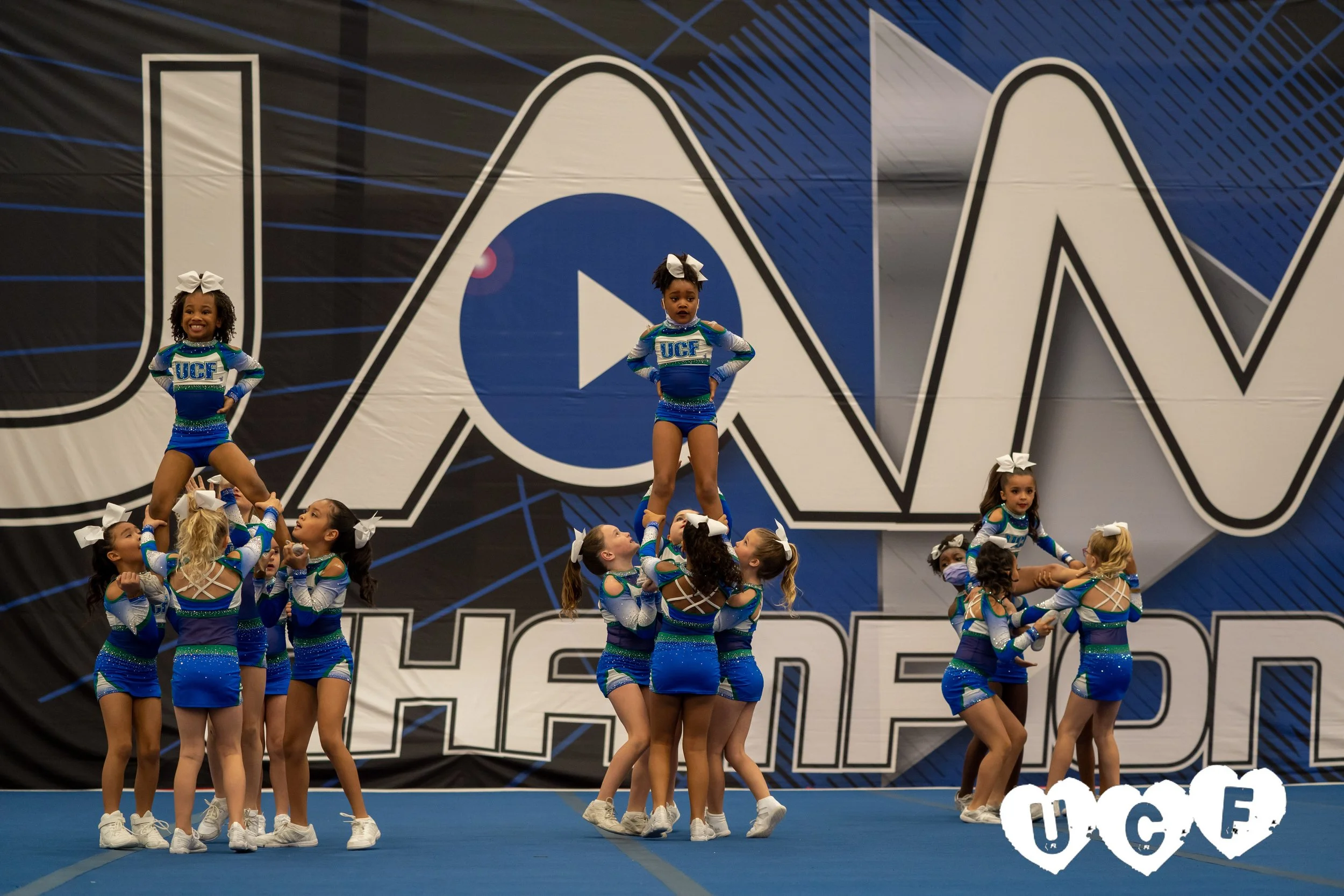 Cheer Athletics Panthers Stunts