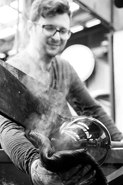 ETHAN STERN — Schantz Galleries Contemporary Glass
