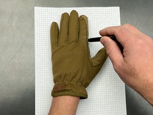 Easy to Make Wind Mittens — Stitchback DIY trail gear