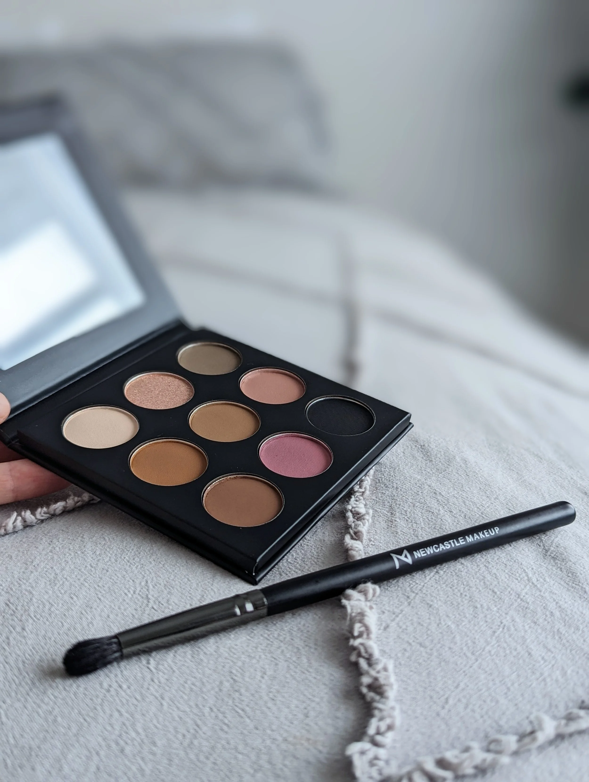 My eyeshadow palette has landed! — NEWCASTLE MAKEUP