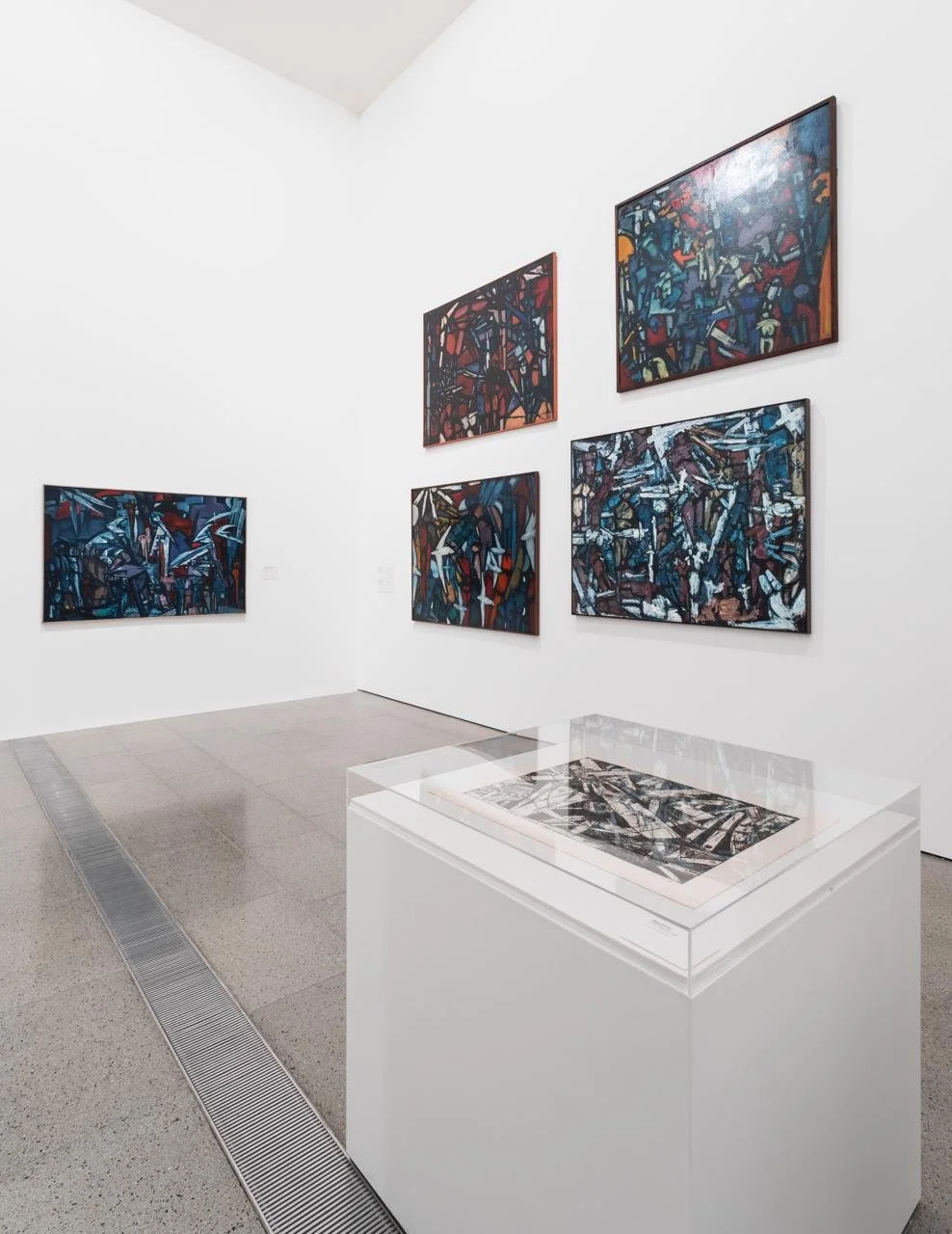 GALLERY — Roger Kemp