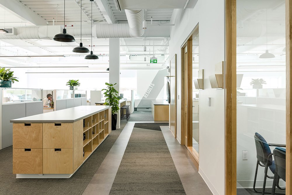Corporate Interior Design | Lindsay Construction — D360 Inc.