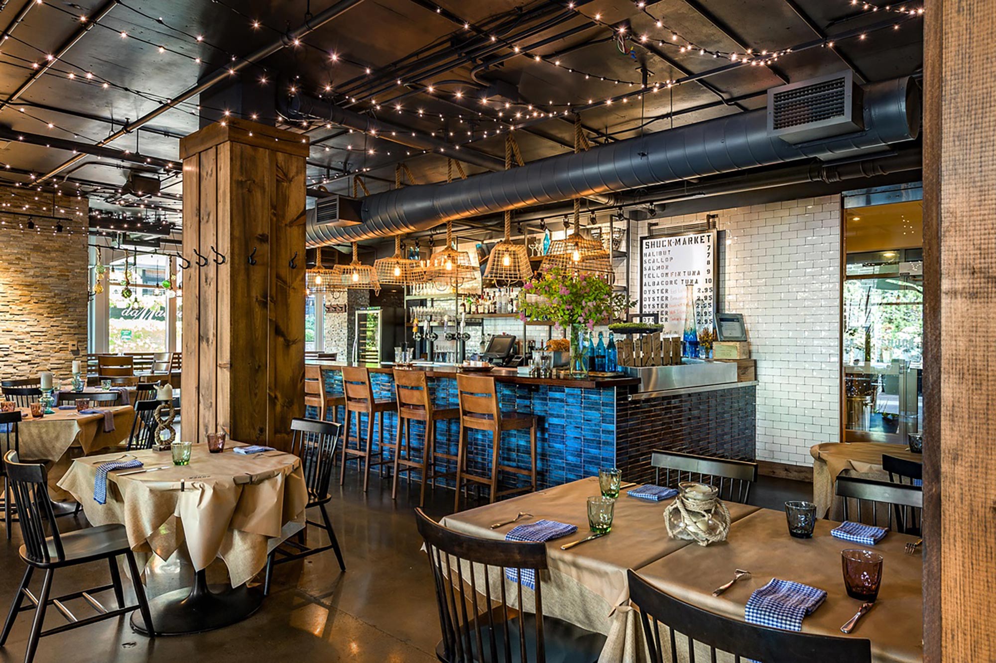 Hospitality Interior Design | Shuck Seafood + Raw Bar — D360 Inc.