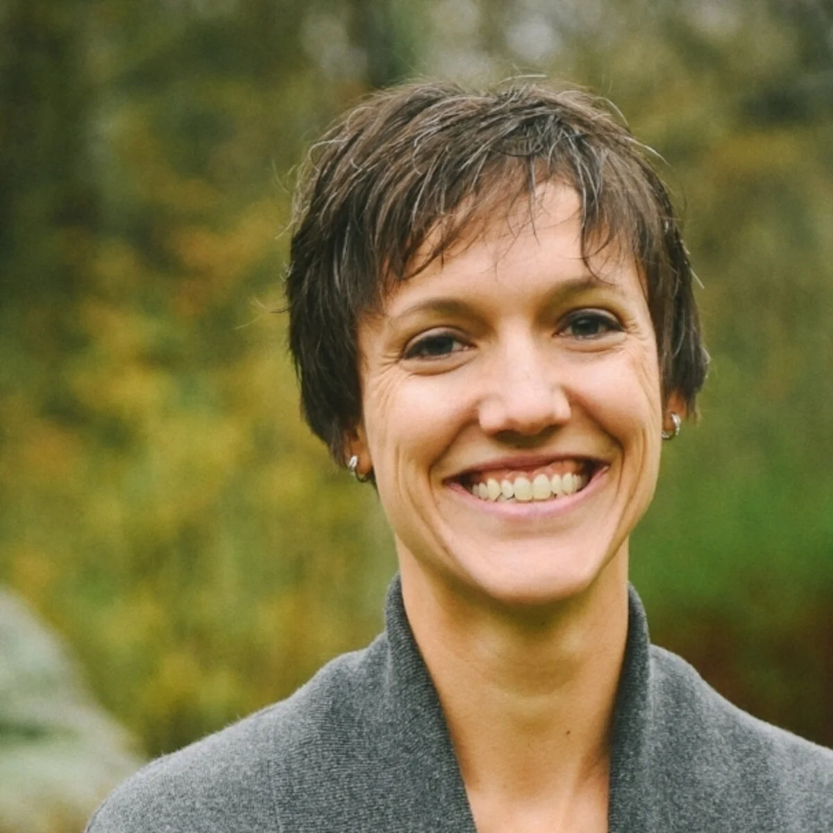 Aimee Minnich — Faith Driven Investor