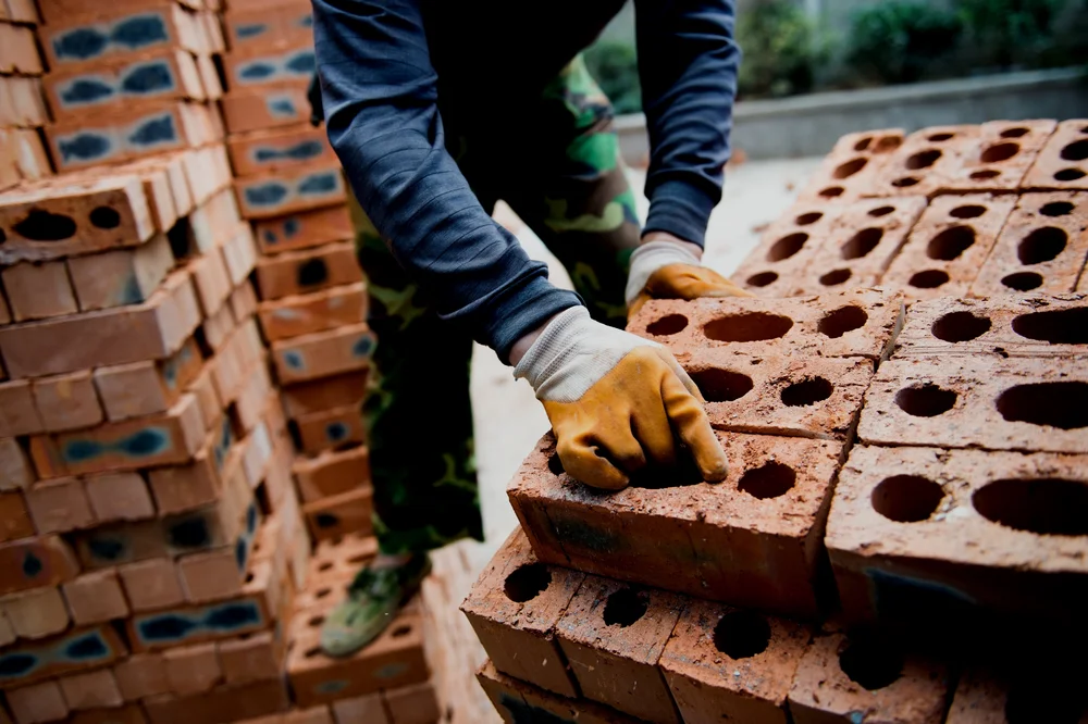 PCR Global | Manual Handling Swansea / Virtual Online Courses.