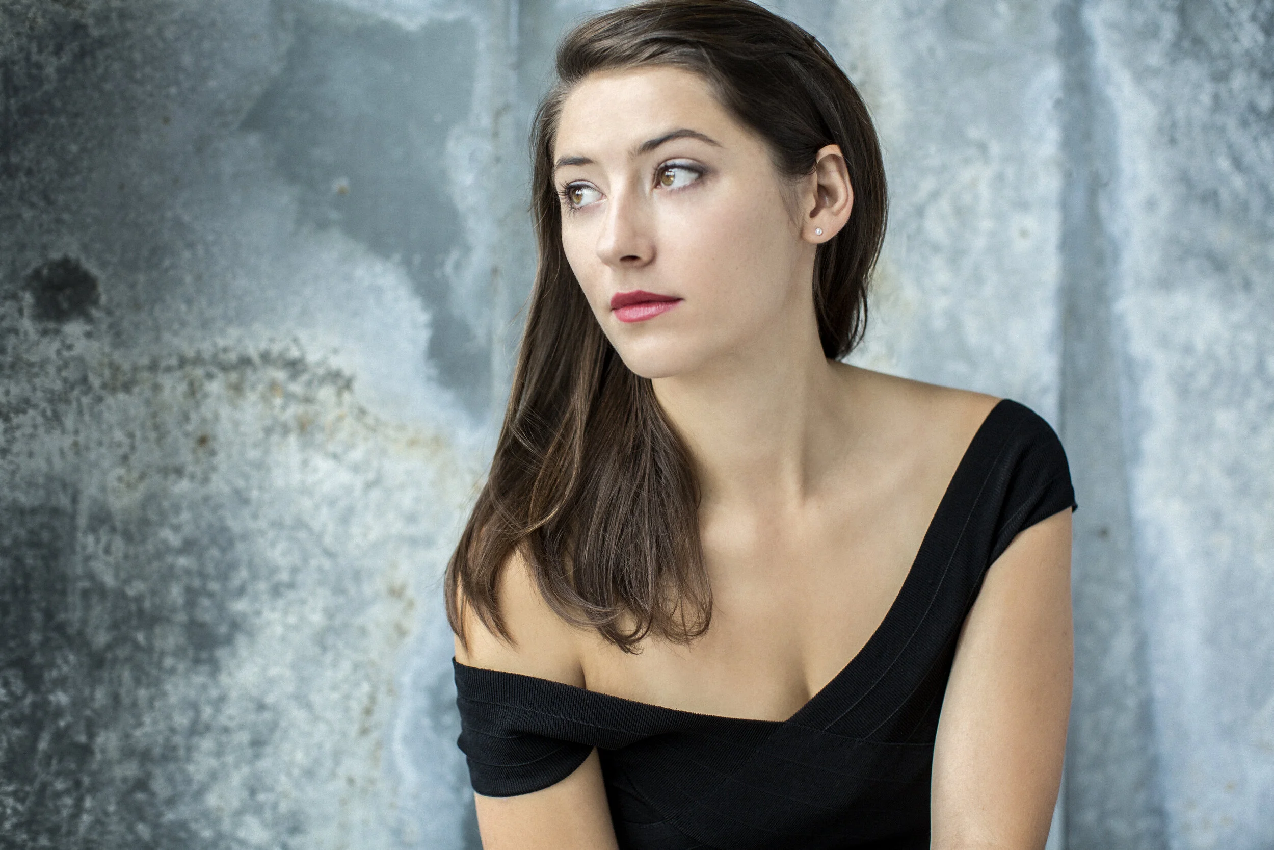 About — Chloe Holgate