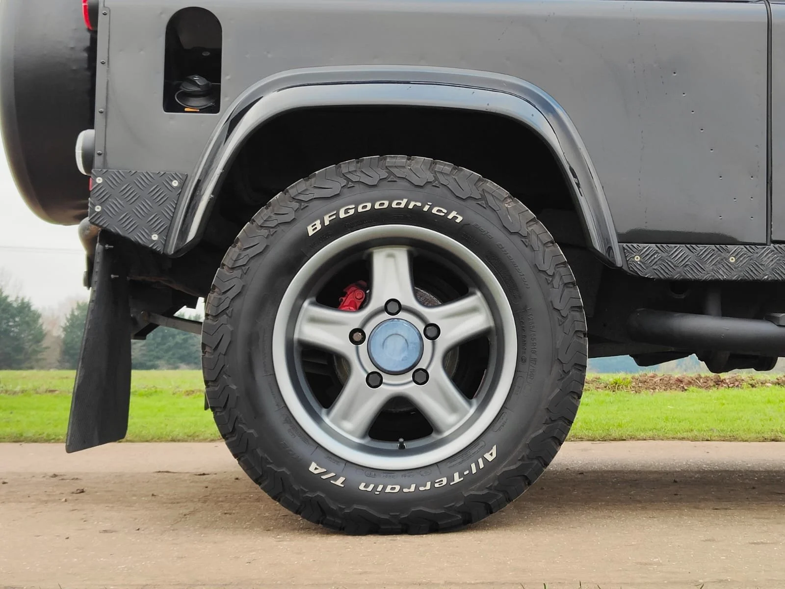 Twisted Defender 90 For Sale — GQ Car Storage