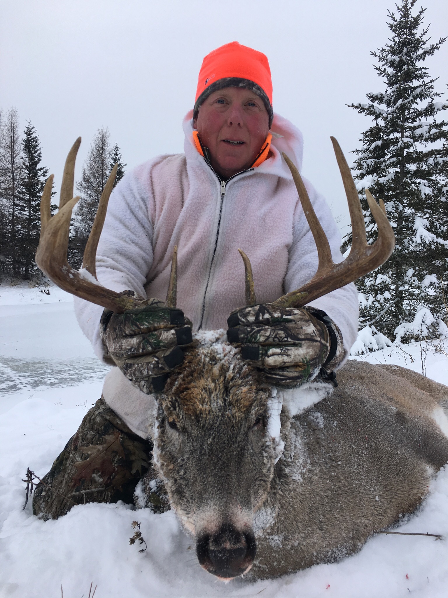 Deer Hunts — Candle Lake Outfitters