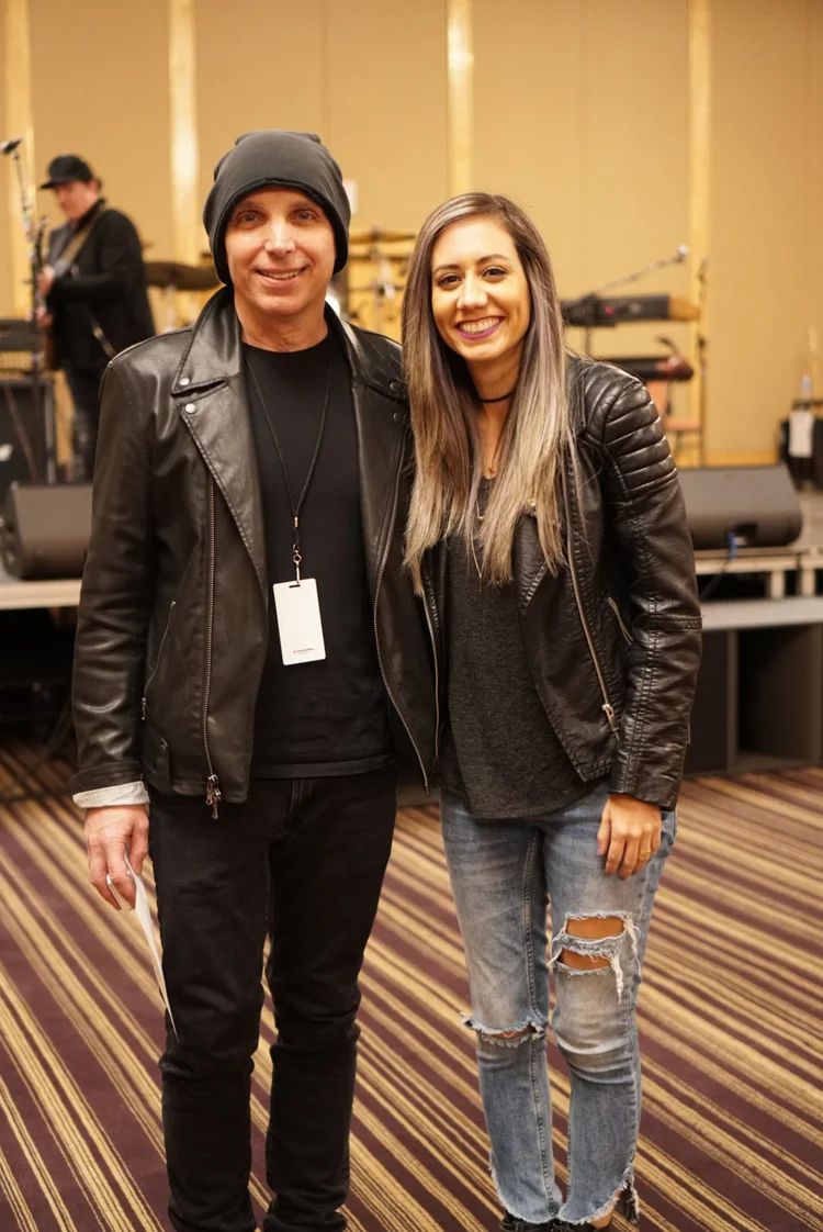 Lari Basilio - Biography — LARI BASILIO - Website