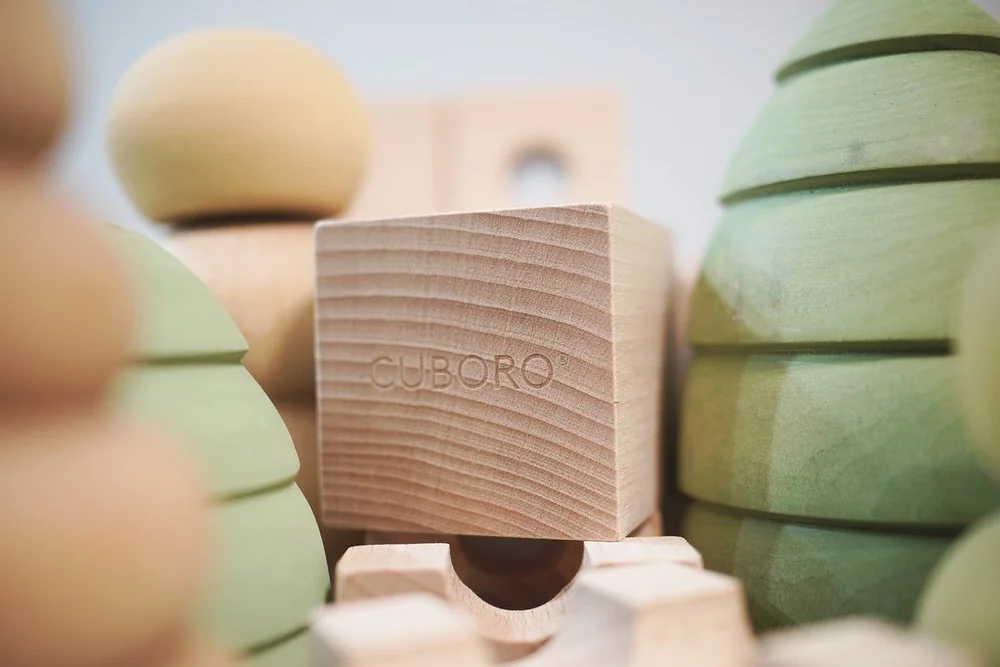 如何帶小朋友玩CUBORO積木？井兒用3步驟、10個玩法帶你玩出STEM精神！