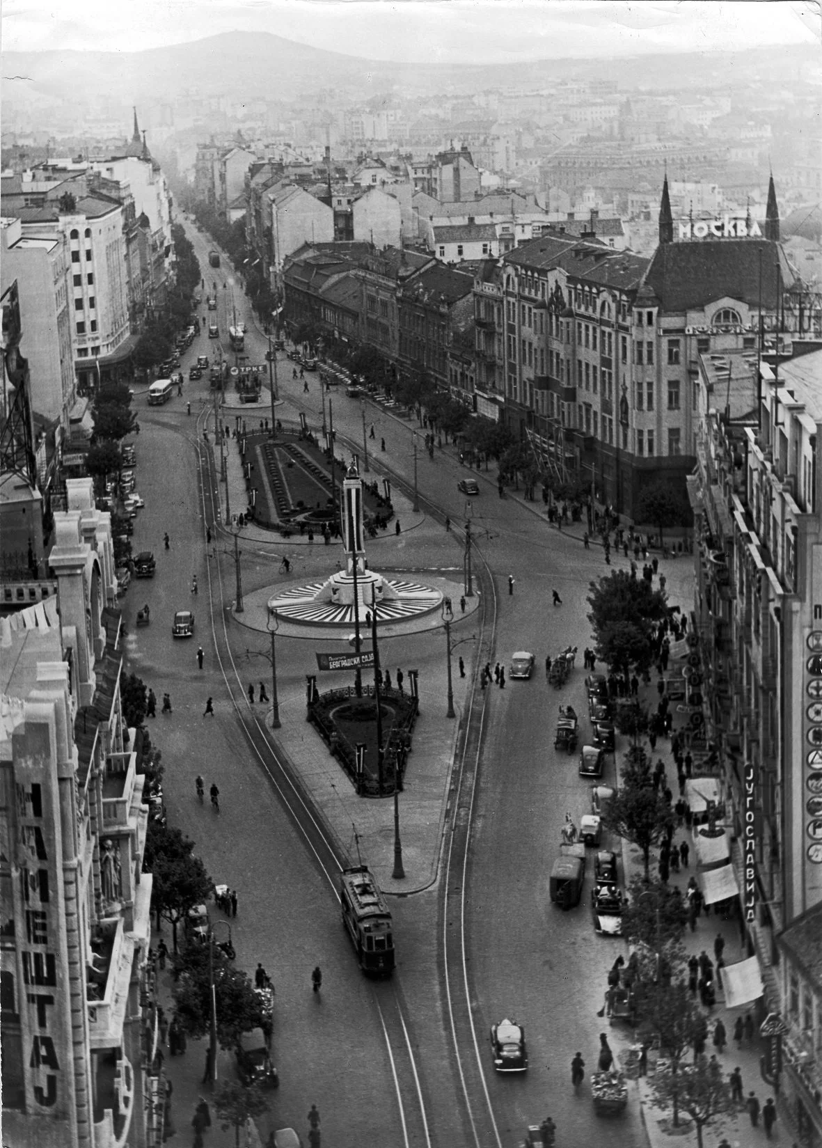 BEOGRADSKA MISTERIJA: Šta je TAJANSTVENI STUB koji se vidi na STARIM ...