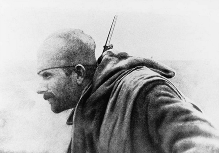 SRPSKI SELJAK ČIJA SLIKA JE OBIŠLA SVET: Ko je zapravo čovek sa ...