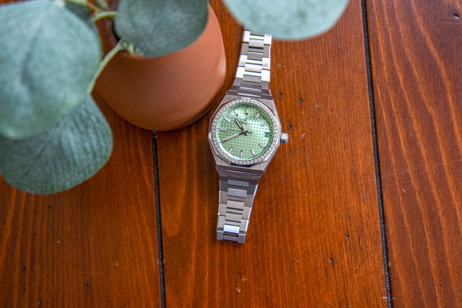 Hands-On Review of the Zenith Defy Skyline 36mm With Diamond Bezel