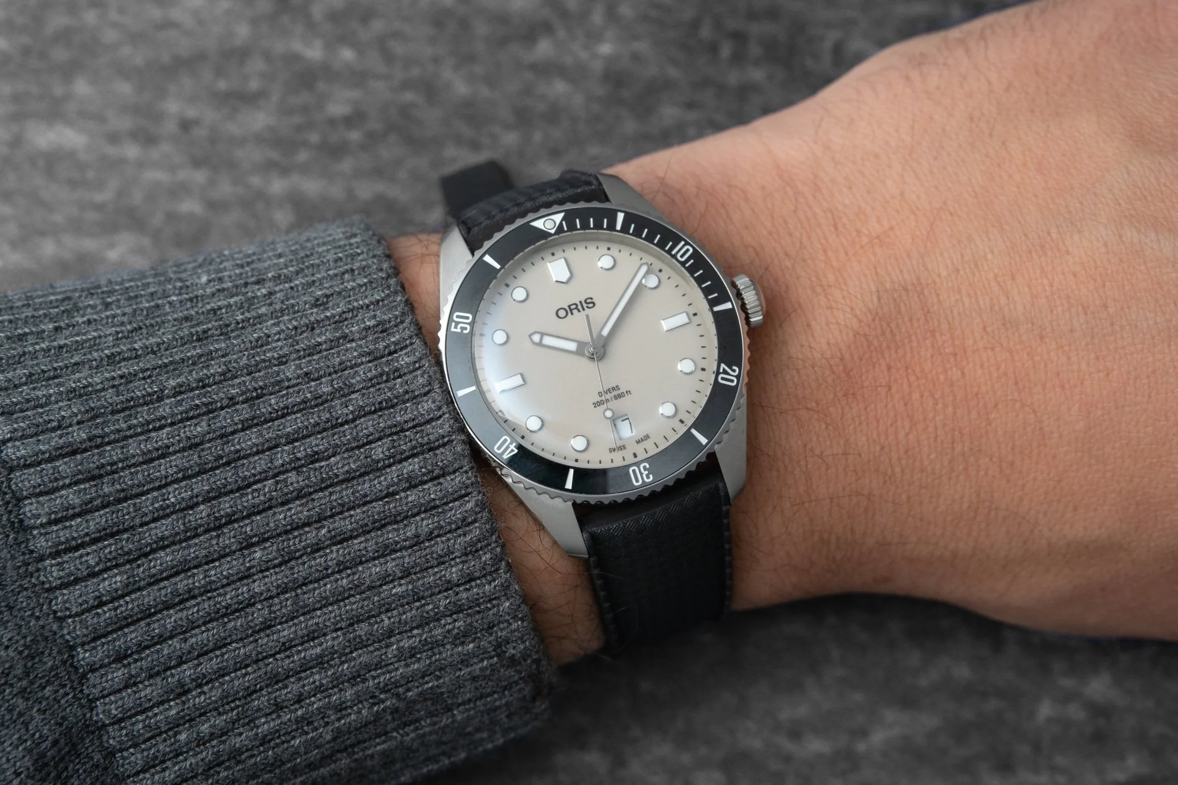 Hands-On Review of the Sub-$3,000 Oris Divers Date