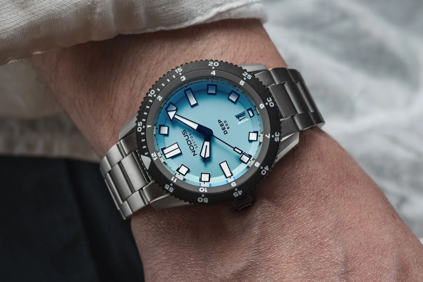 12 Best Dive Watches Under $1,000 for 2024