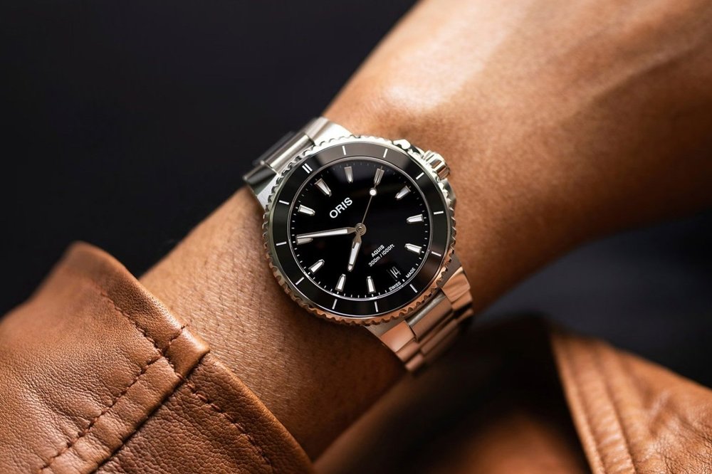 16 Best Small Watches for Men at all Price-Points — Wrist Enthusiast