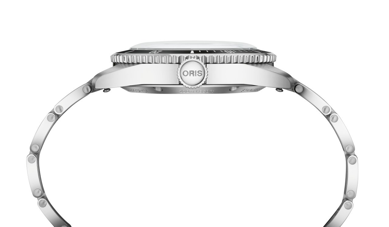 Introducing the New Oris Divers Date