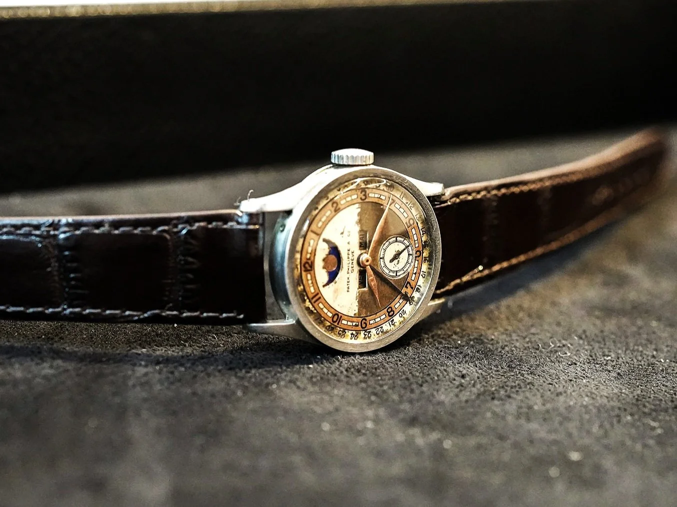 Hands-On with Emperor Aisin-Gioro Puyi's Imperial Patek Philippe ...