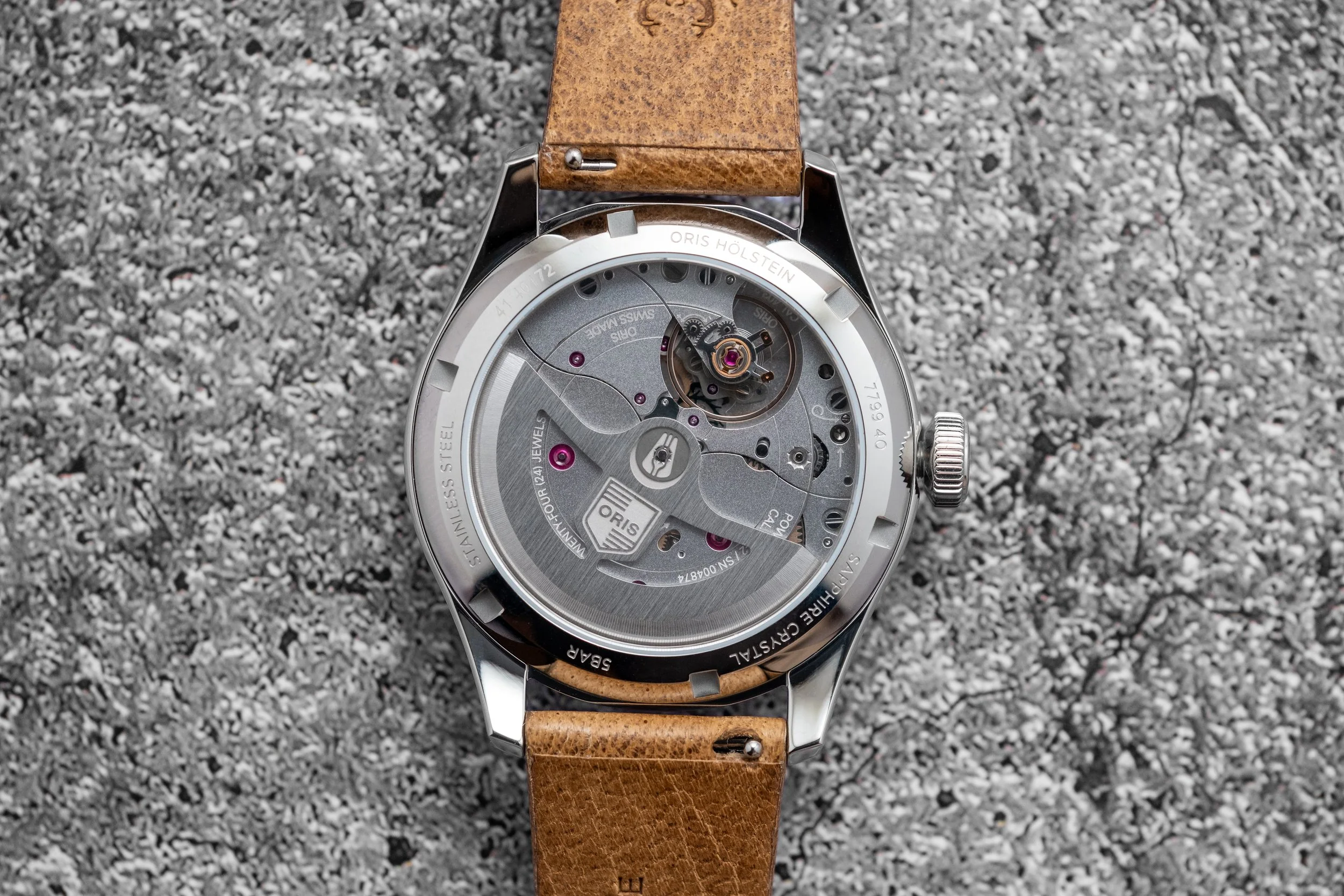 Hands-On Review of the Oris Big Crown Pointer Date Calibre 403 in Green ...
