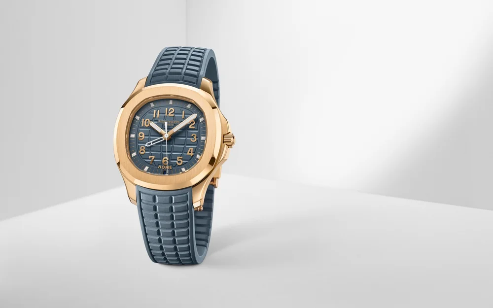INTRODUCING: The Patek Philippe Aquanaut Travel Time Quartz