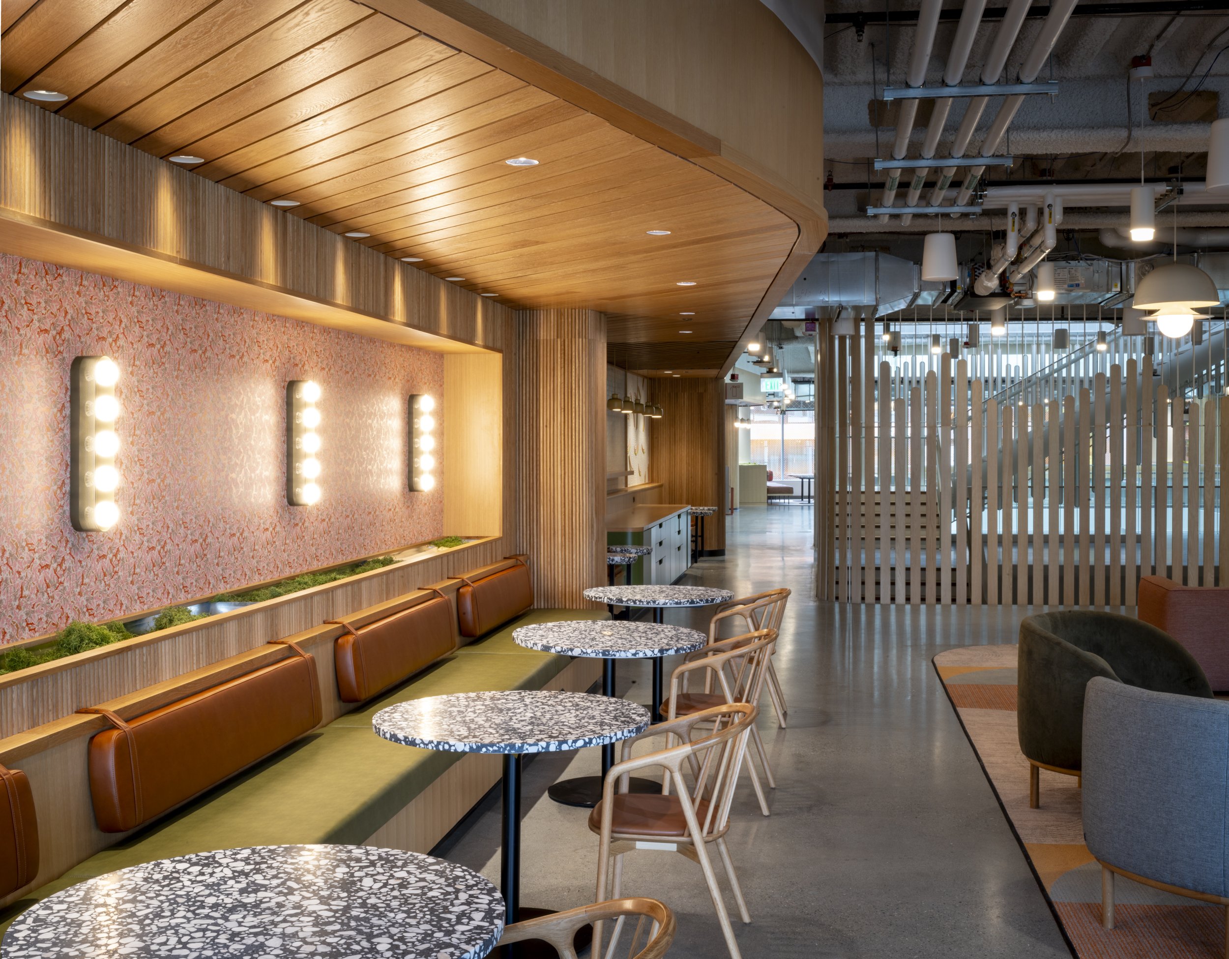 Amazon BWM — FC STUDIO