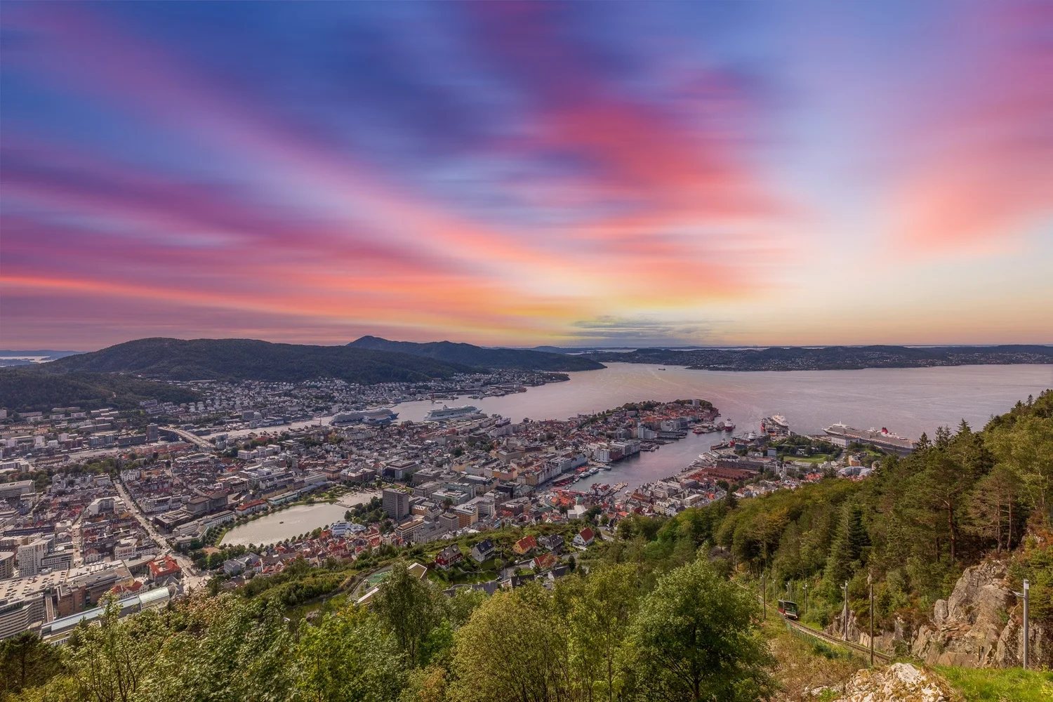 My Photography & Travel Guide to Bergen, Norway — Chasing Hippoz | Vito ...