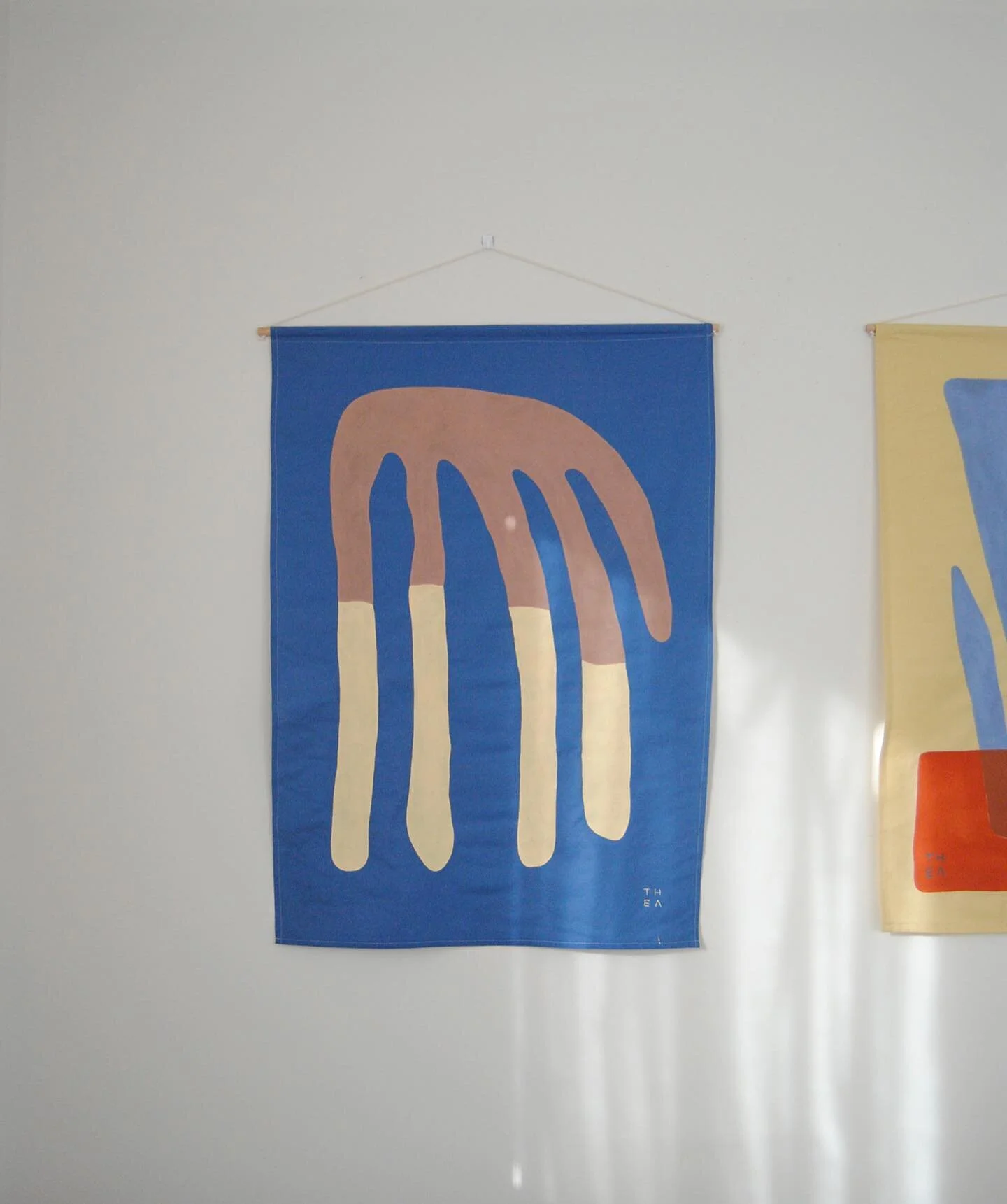About — THEA SKELSEY