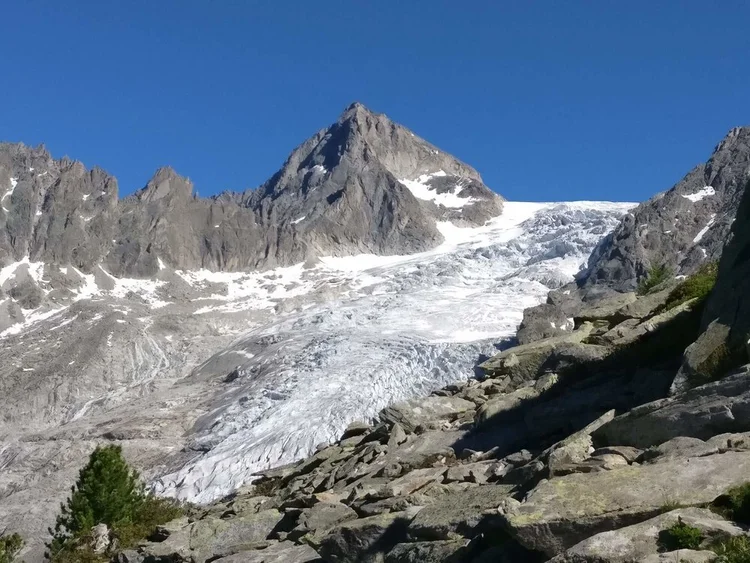 Walker's Haute Route: The Alternate Routes — The Hiking Club
