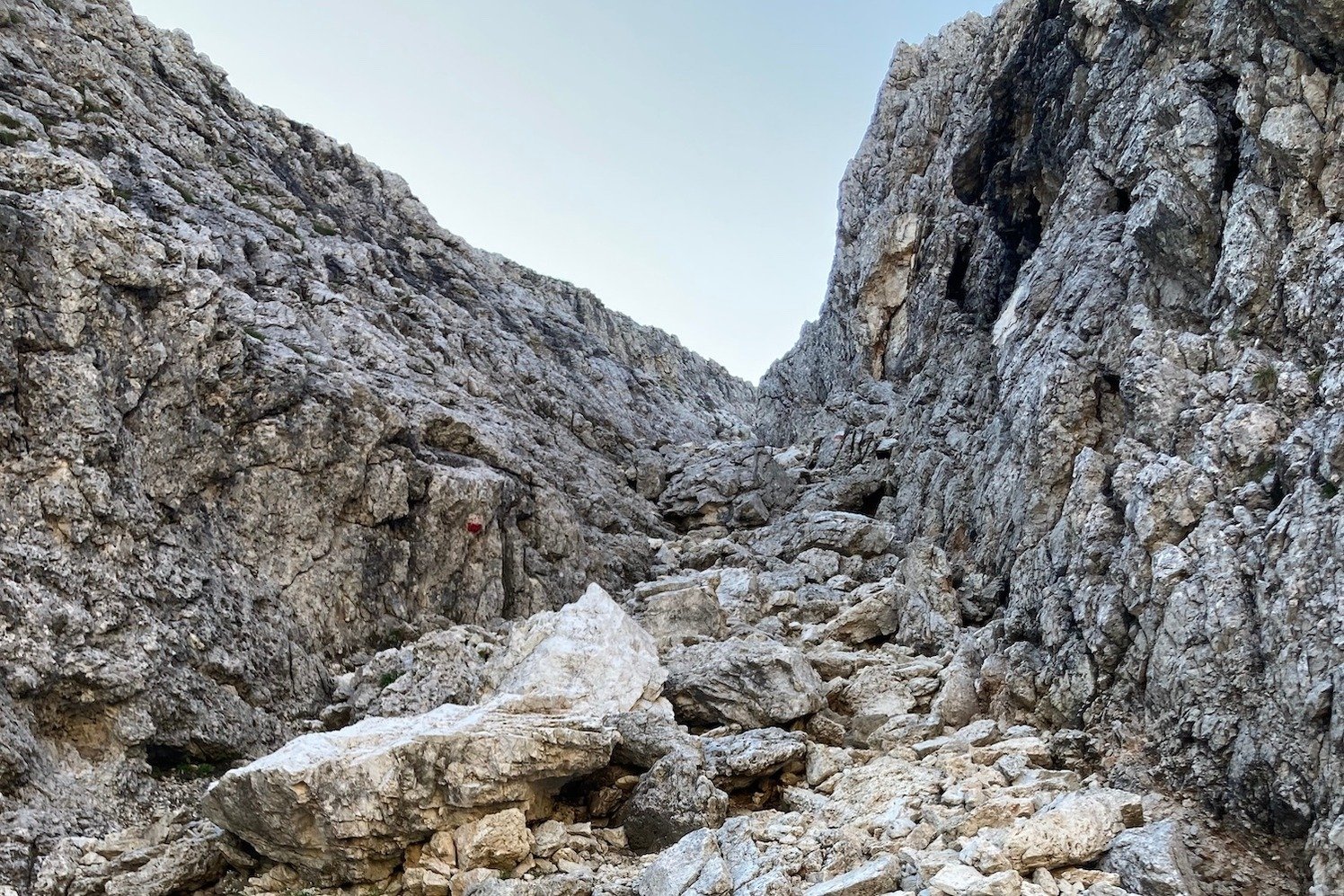 What are the different trail types in the Italian Alps? — The Hiking Club