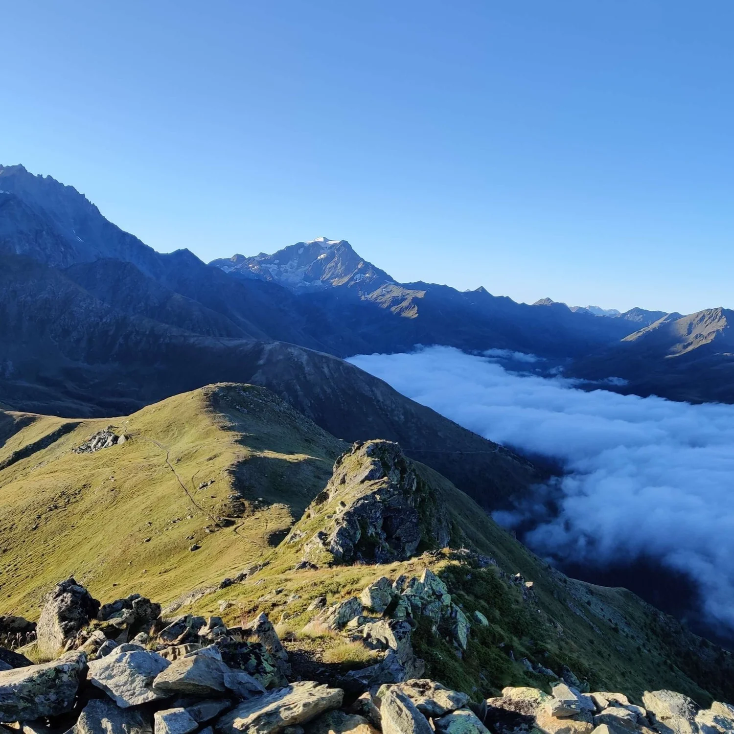 When is the best time to hike the Walker's Haute Route — The Hiking Club