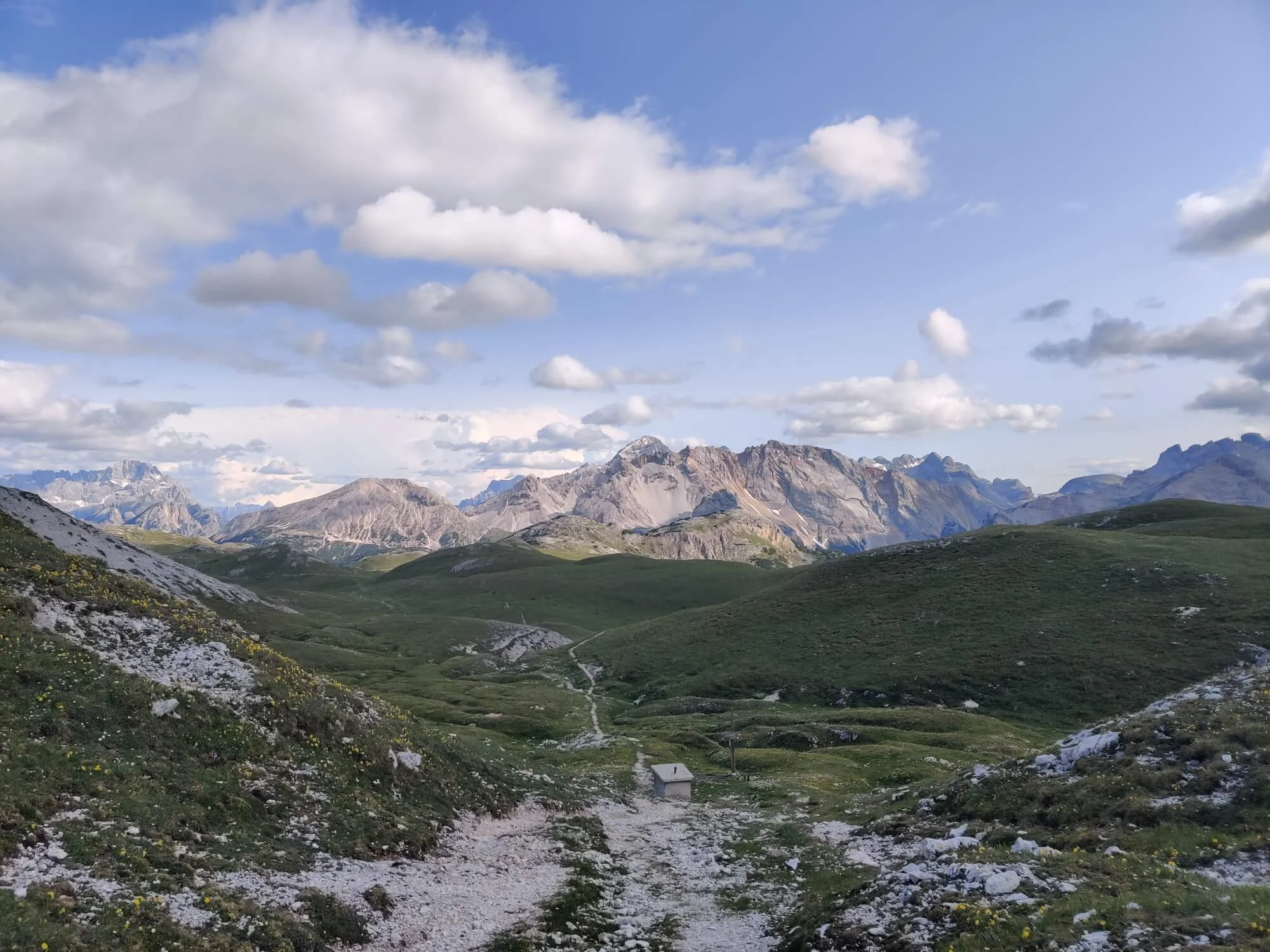 Alta Via 1 Dolomites – Route, Map, Itinerary & Hut-to-Hut Planning ...