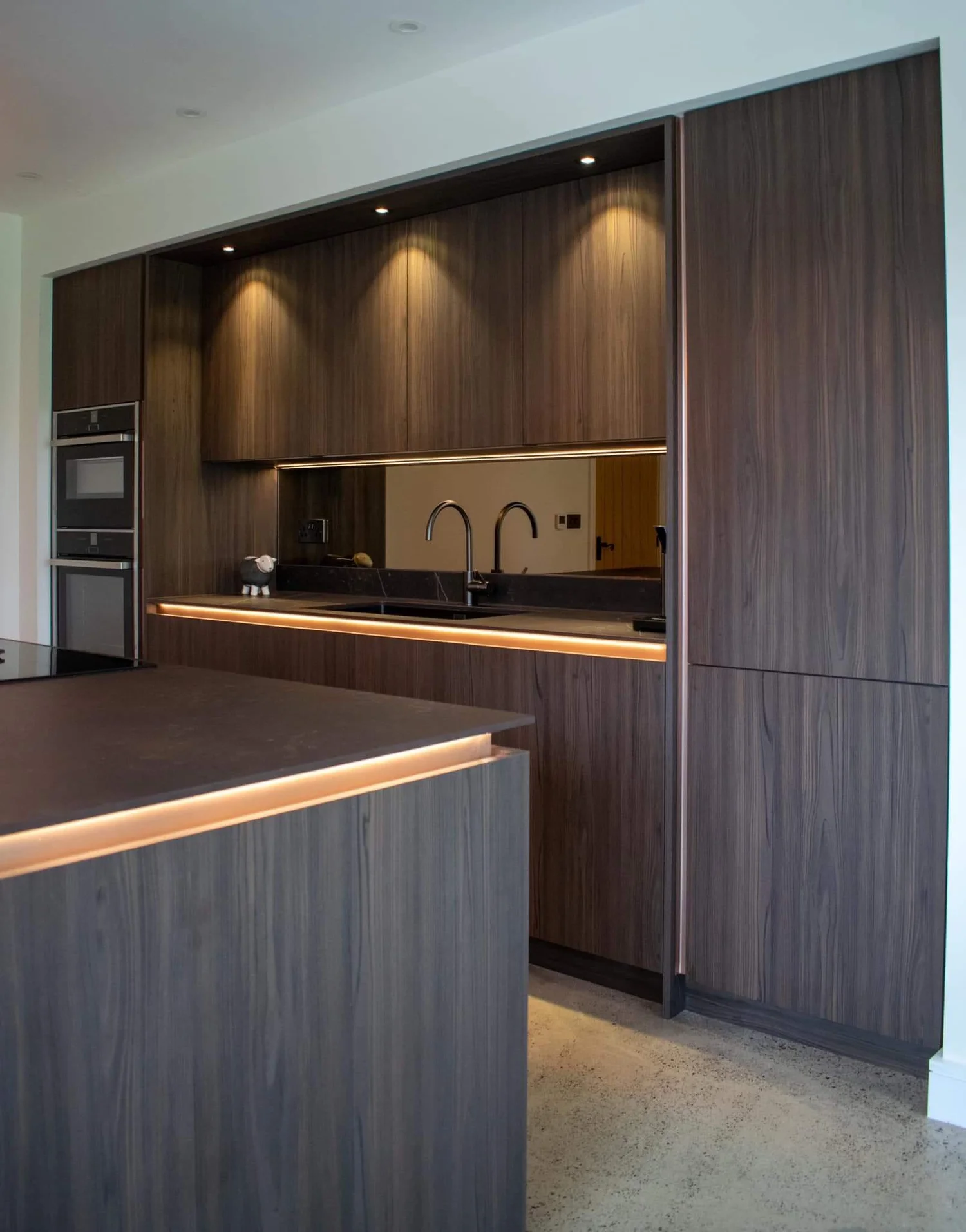 Everfine Kitchens & Interiors | Our Bespoke Kitchen Design Projects ...