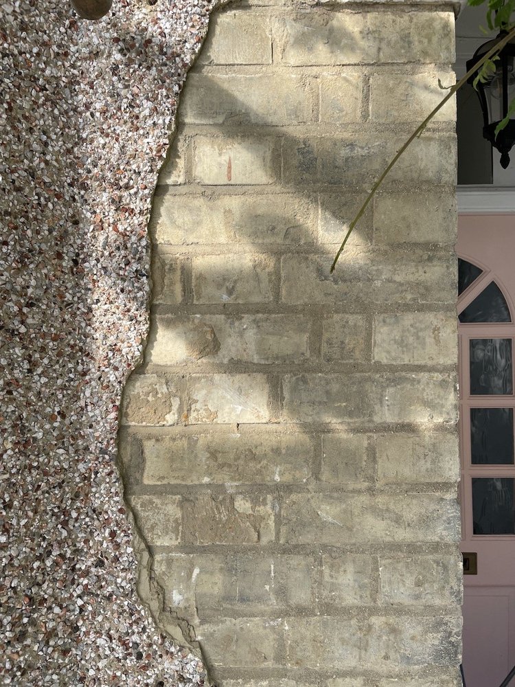 Pebbledash Removal Services | Pebble Dash London