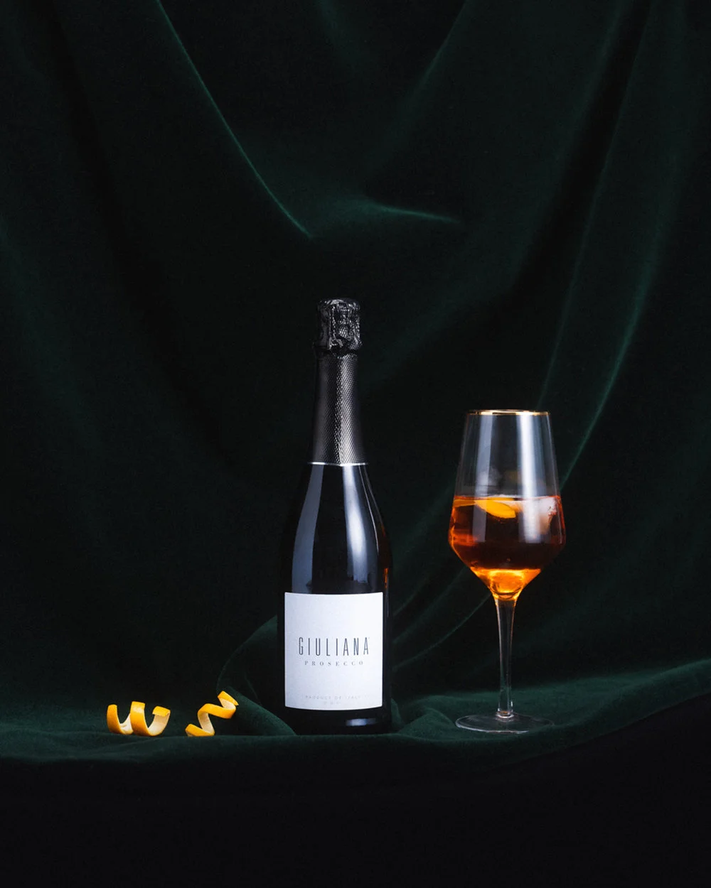 Giuliana Prosecco — Kira Latoszewski