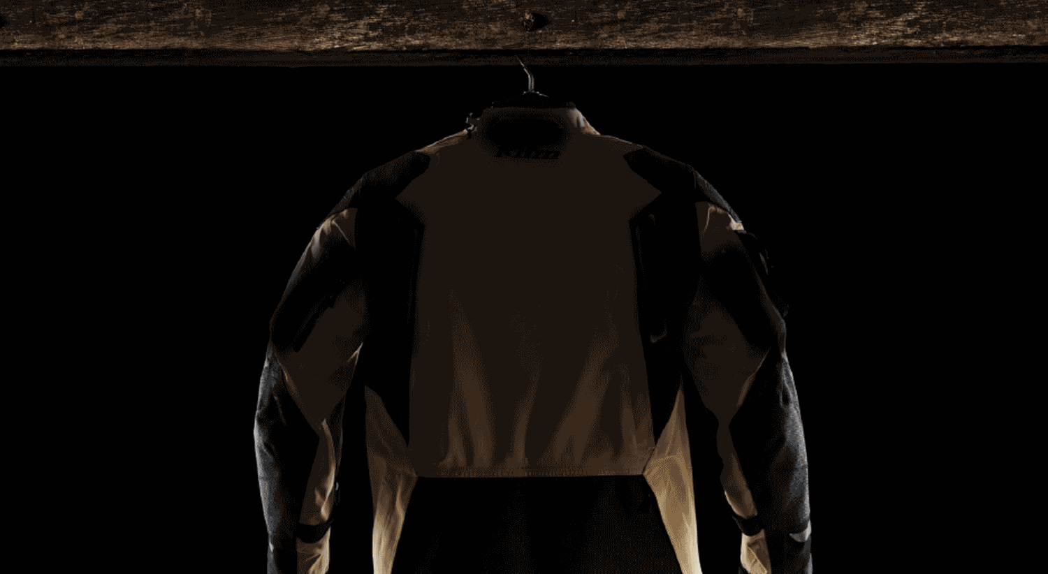 Black Reflective Material