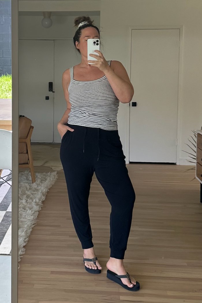 The 7 Pairs Of Pants That Will Actually Fit Your Butt AND Your Waist ...