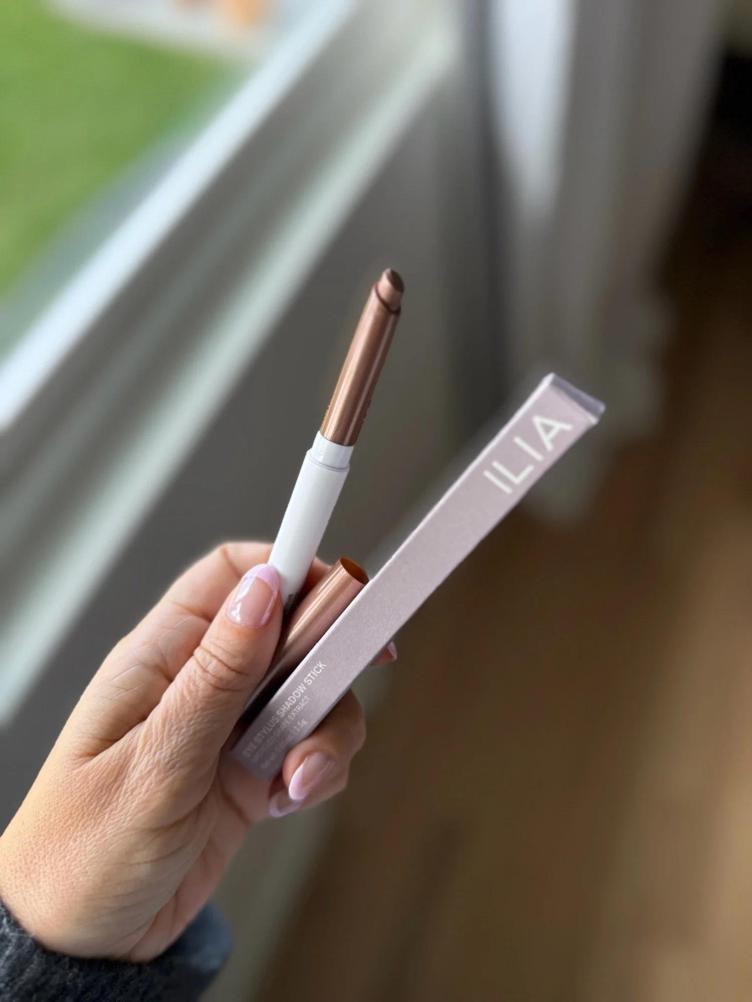 These Are The Most Amazing Eyeshadow Sticks We’ve Ever Tried. Ever ...