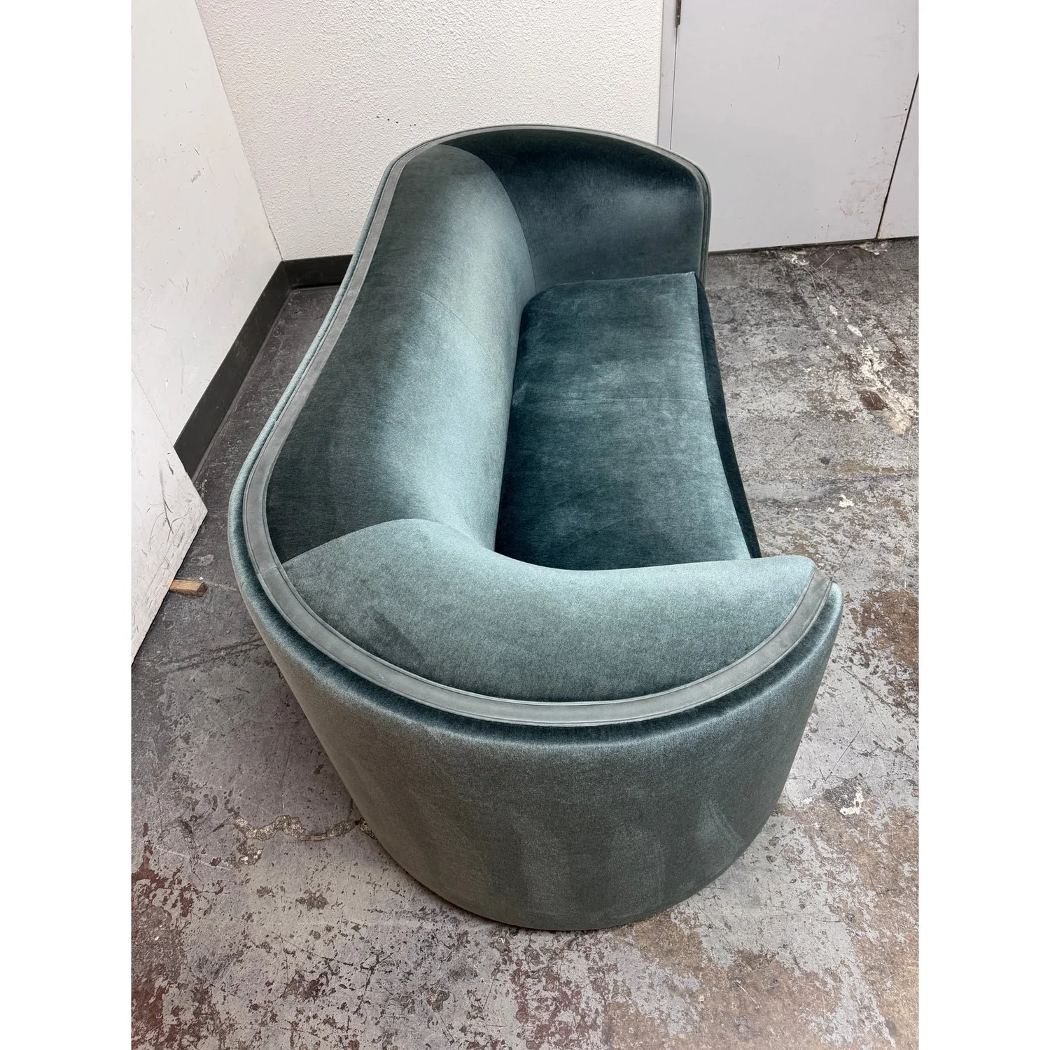 Vladimir Kagan Style Mid Century Biomorphic Kidney Sofa — EcoFirstArt