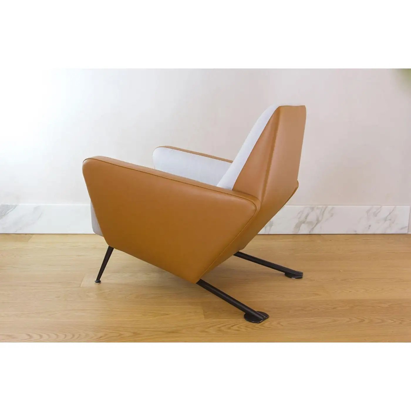 Brazilian Lounge Chair — EcoFirstArt