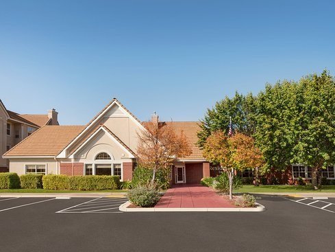 Morgan Hill Hotels & Places To Stay — Visit Morgan Hill