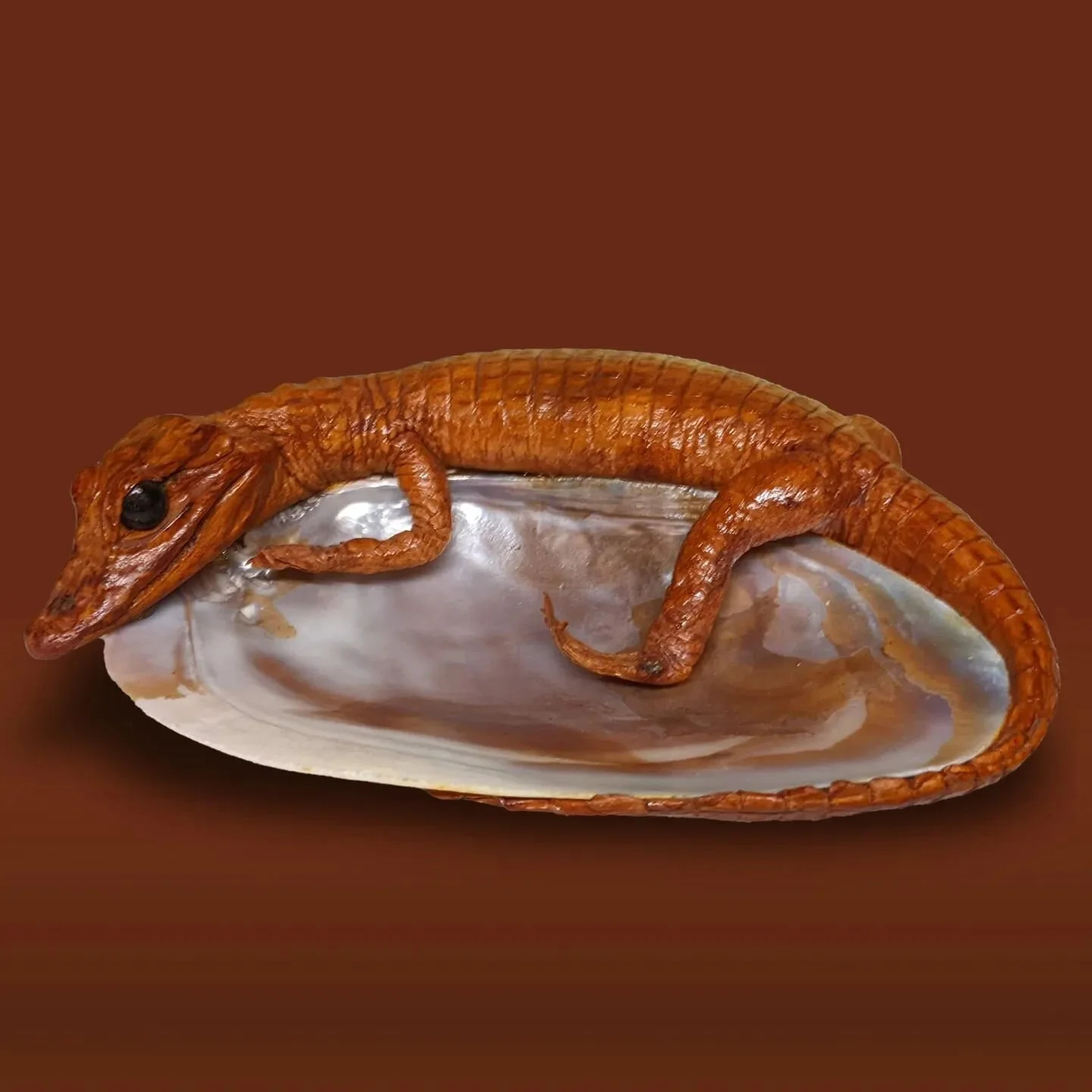 Hoard Consignment Lounge