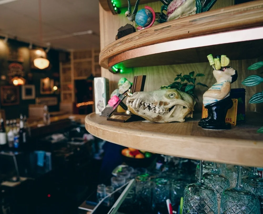 About — Consignment Lounge