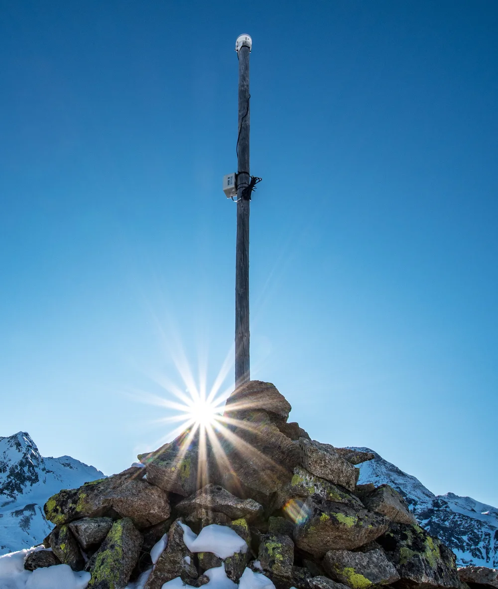 Wind Speed, Wind Direction and Temperature Sensor for LoRaWAN® — Decentlab