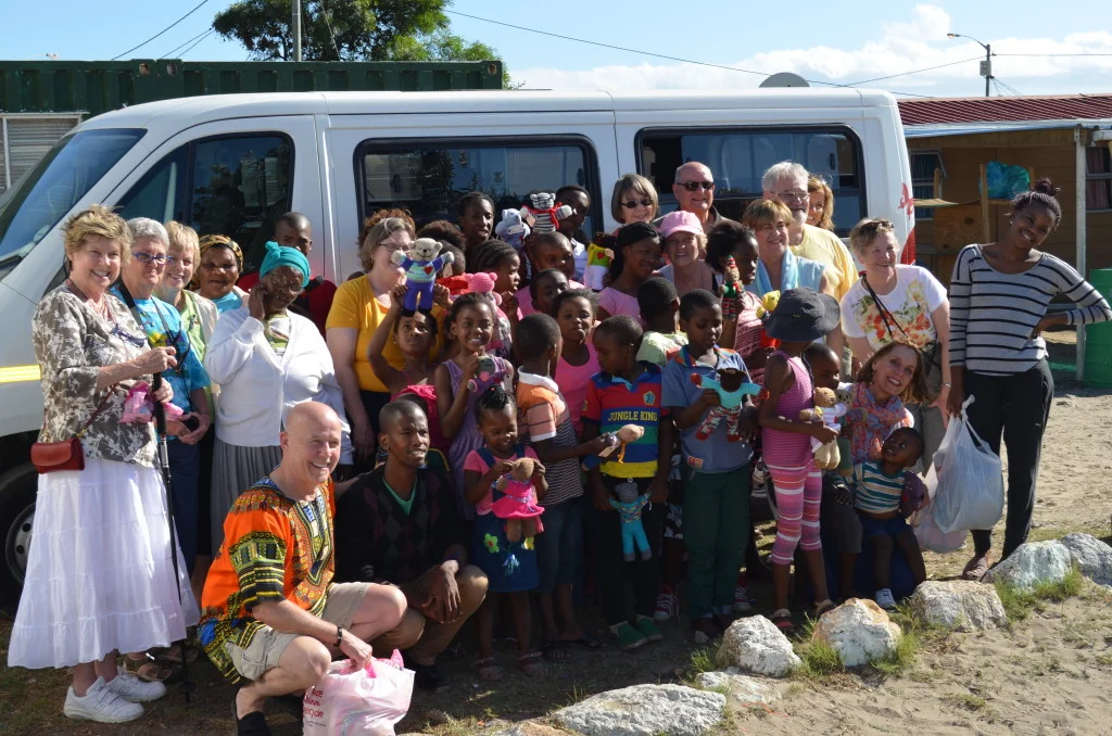 Unakho — Arm In Arm In Africa