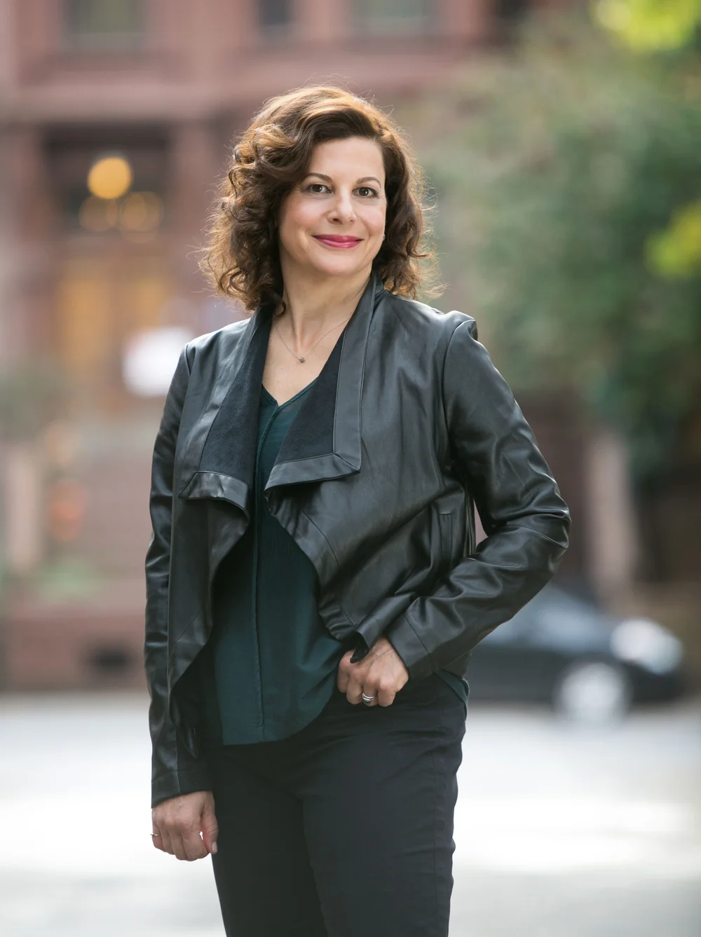About — Katherine Eban