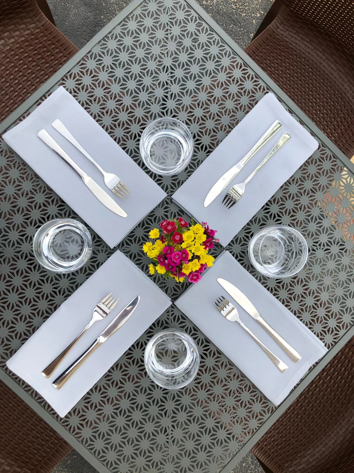 book-a-table-the-gaff