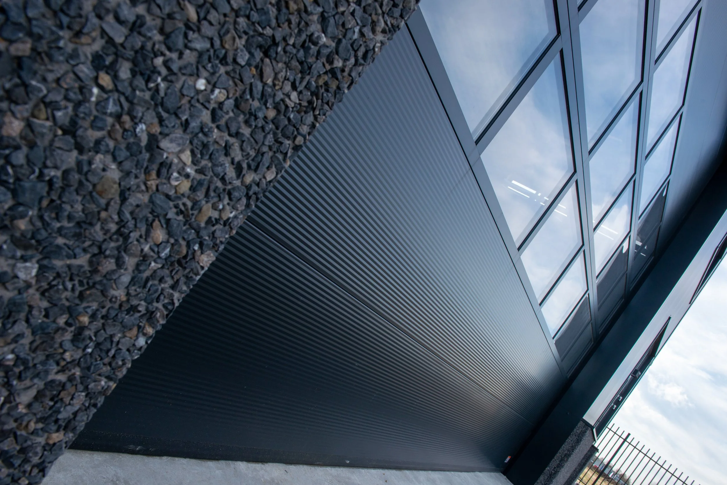 ALU 40 mm Sectional Doors — PENSA